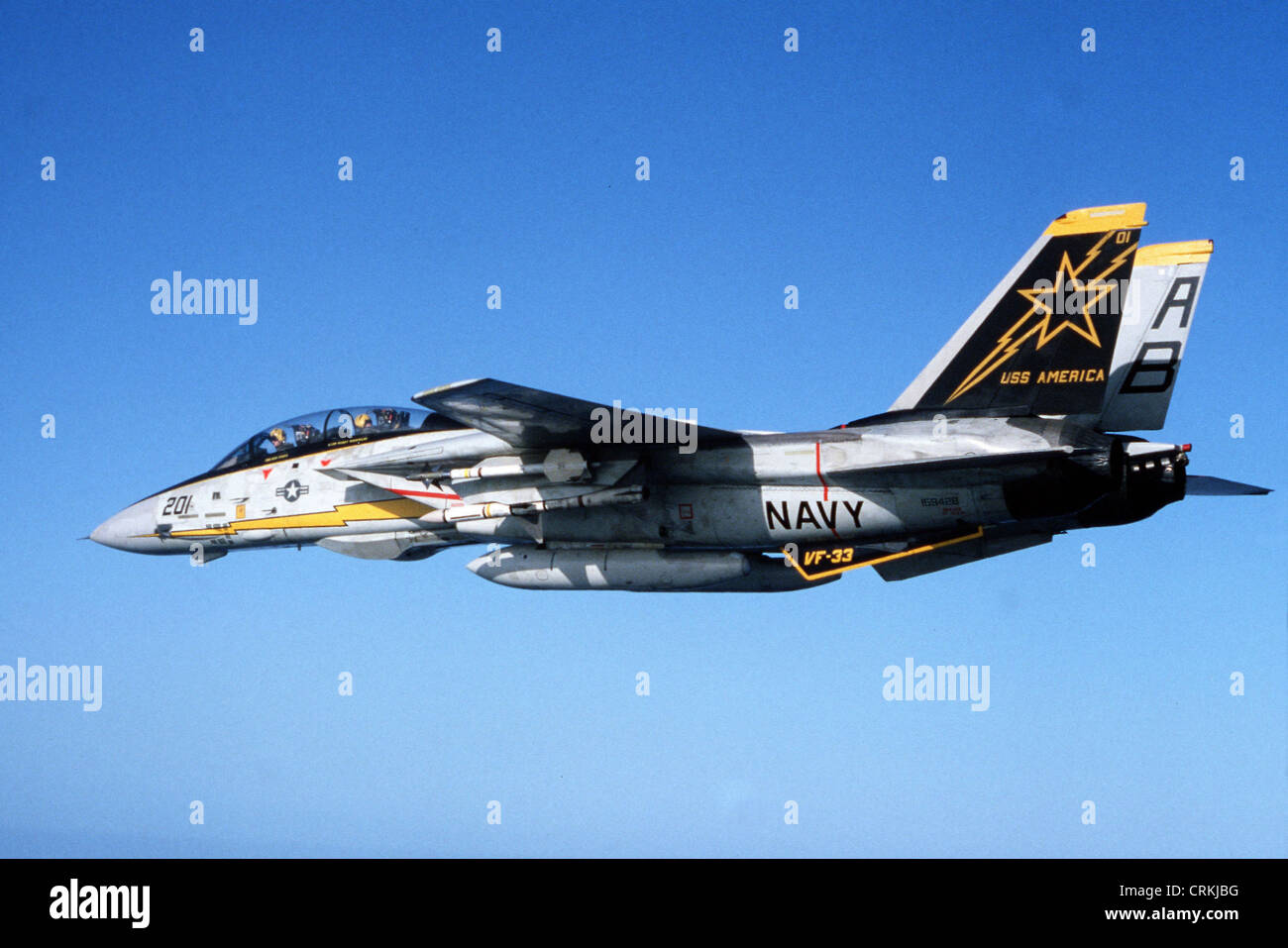 Uss america cv 66 hi-res stock photography and images - Alamy