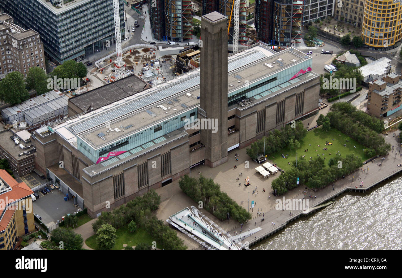 aerial view of Tate Modern from the Thames Stock Photo - Alamy