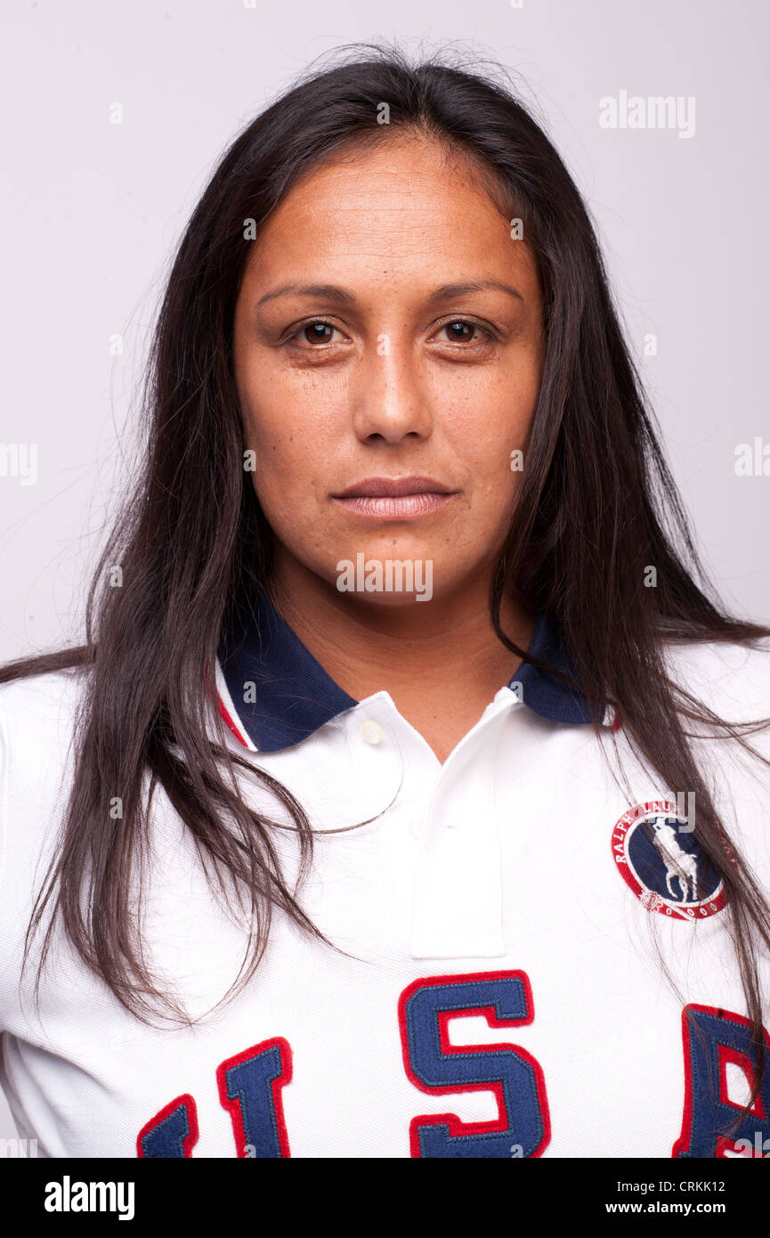 Female us water polo hi-res stock photography and images - Alamy