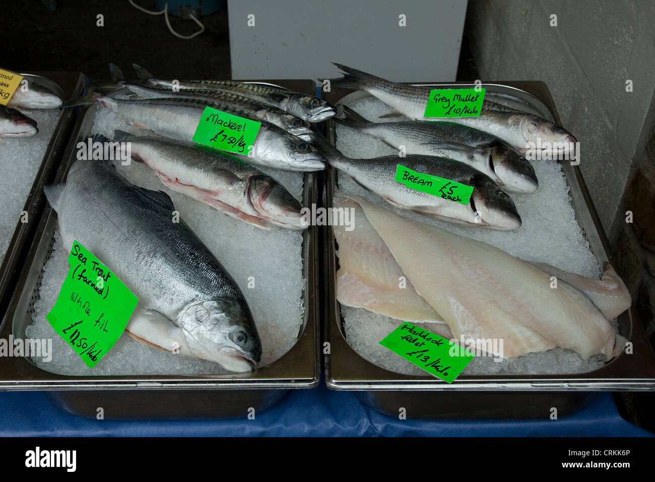 Devon fish market hi-res stock photography and images - Alamy