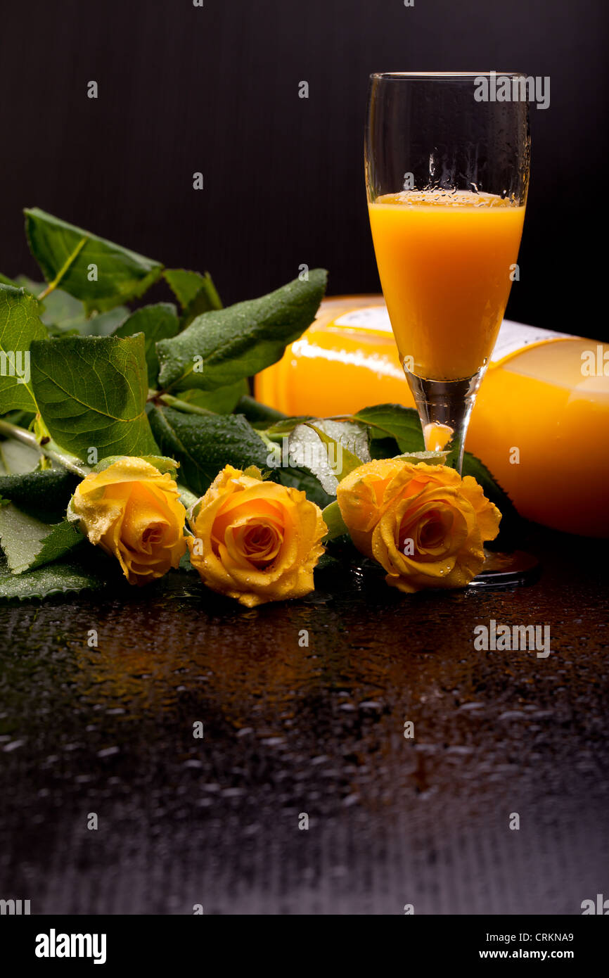 Advocaat drink hi-res stock photography and images - Alamy