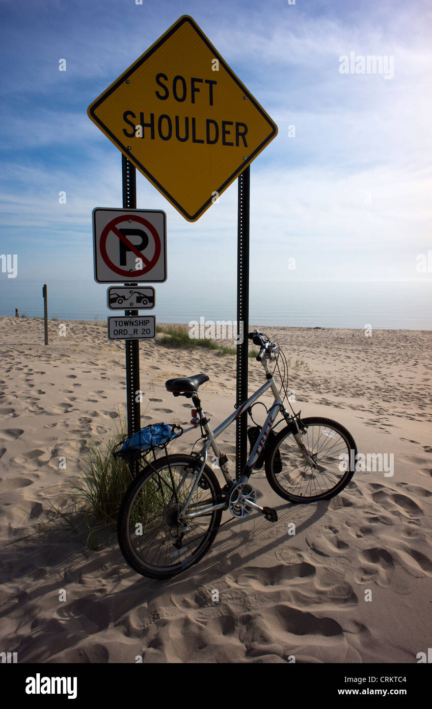 Beach traffic signs hi-res stock photography and images - Alamy
