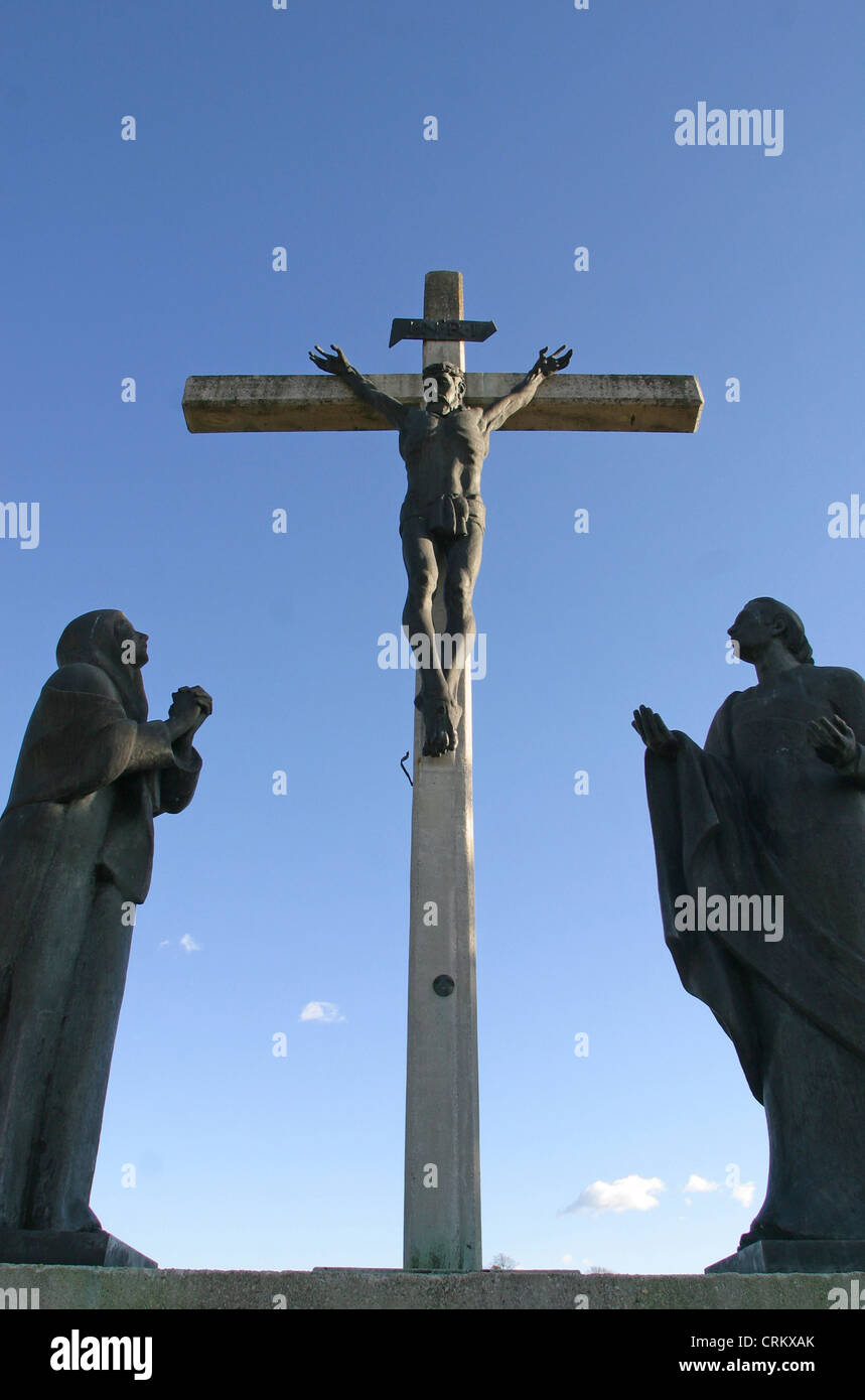 12th Stations of the Cross, Jesus dies on the cross Stock Photo - Alamy