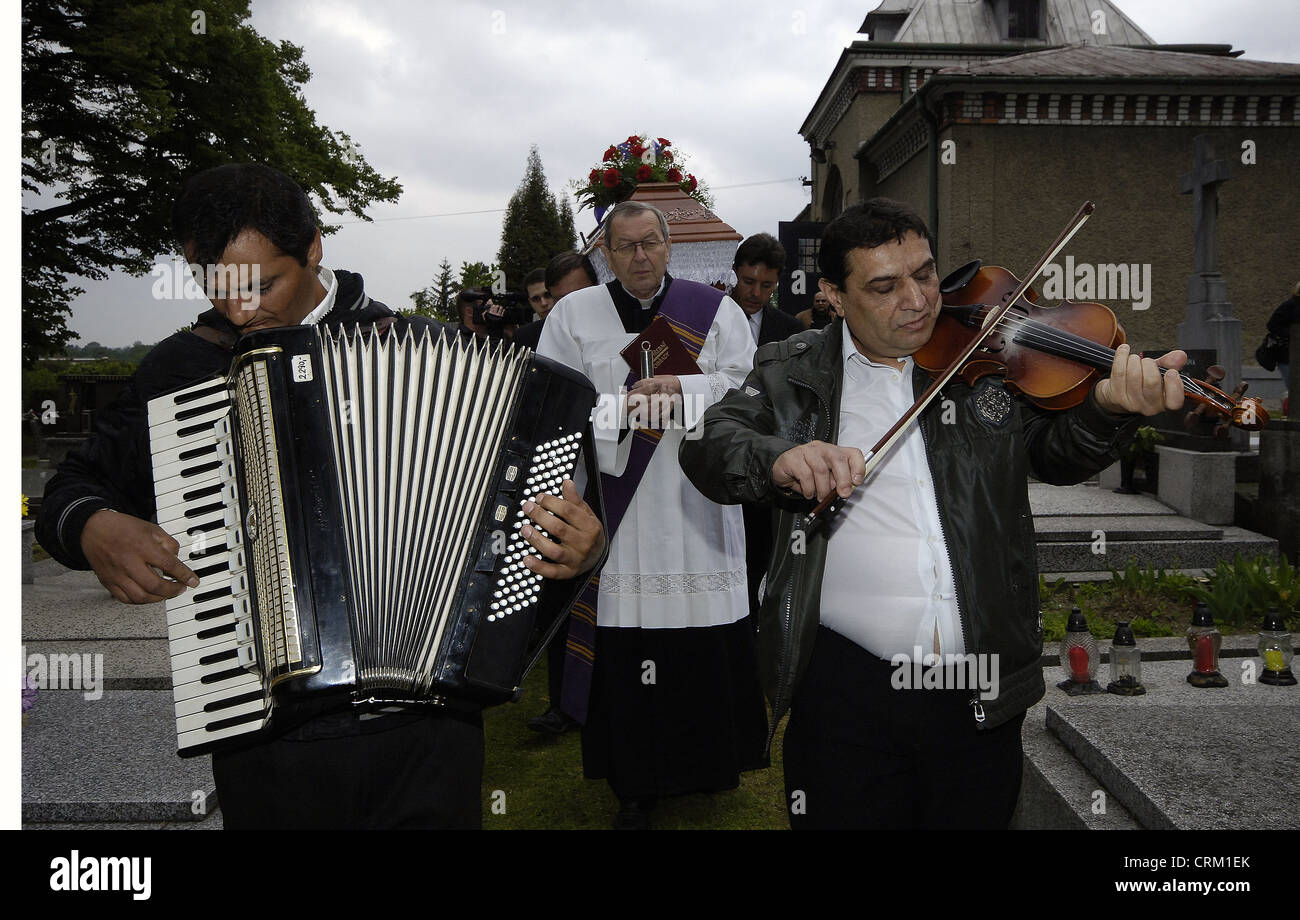 Police patrolled funeral Romany Martin Hospodi who was fatally injured ...