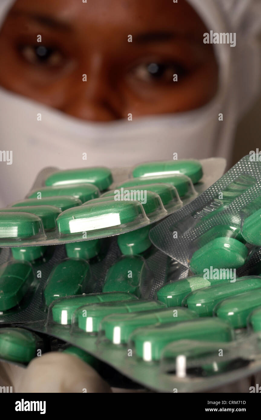 Pharmaceutical tablets hi-res stock photography and images - Alamy