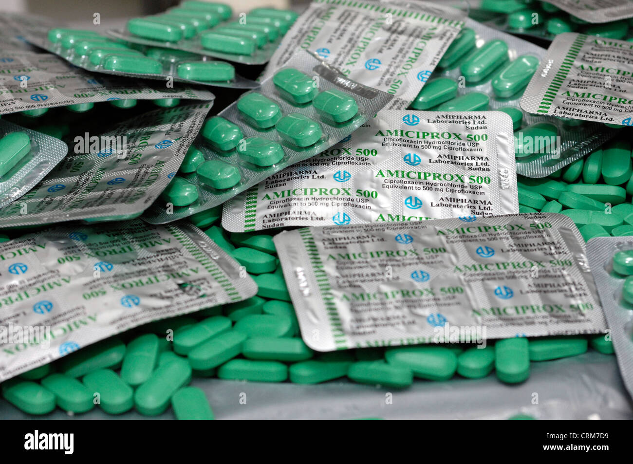 A pile of blister packed drugs and loose drugs tablets Stock Photo - Alamy