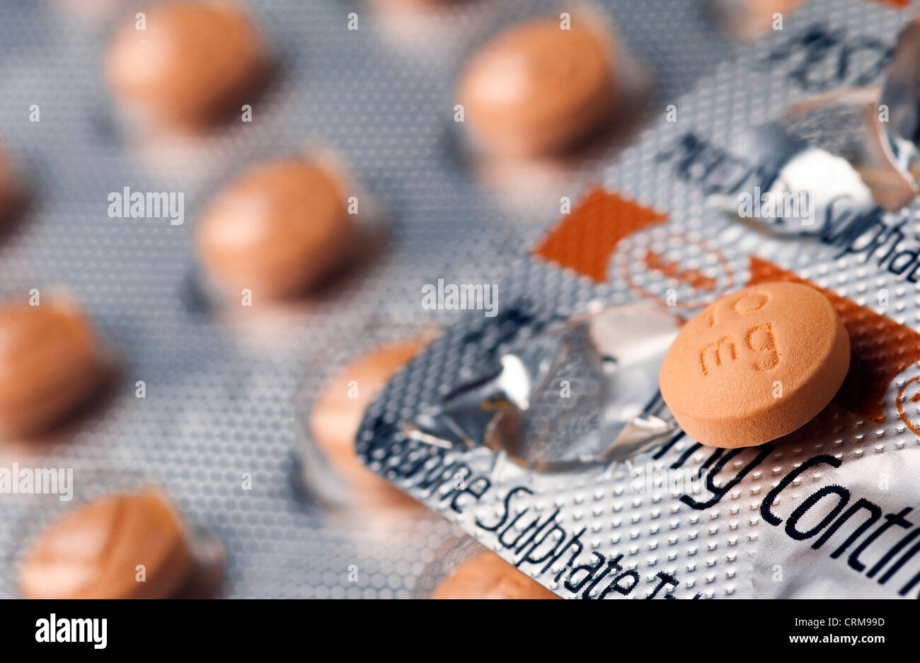 blister pack and pills Stock Photo - Alamy