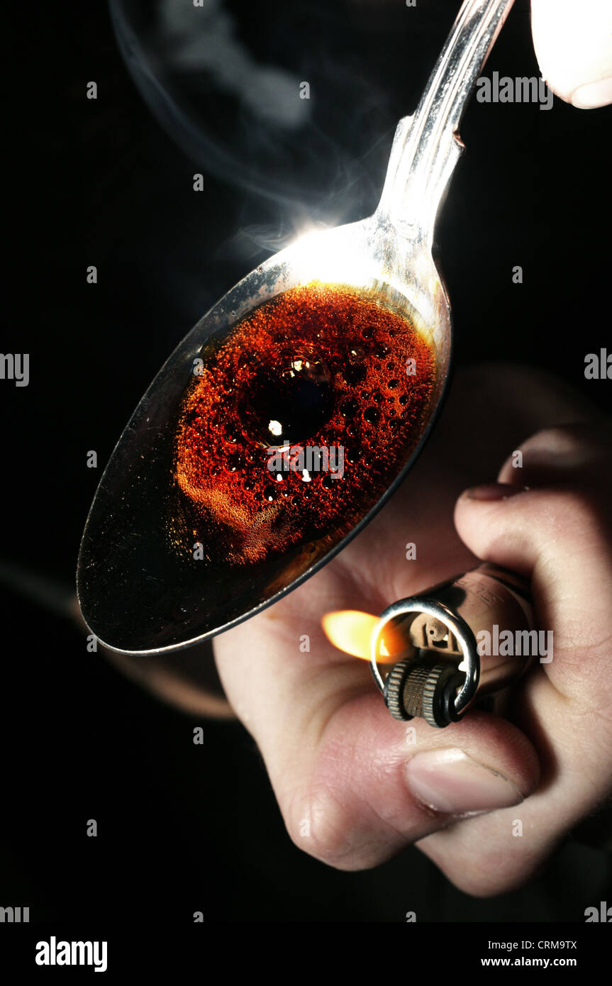 Cooking drugs hi-res stock photography and images - Alamy