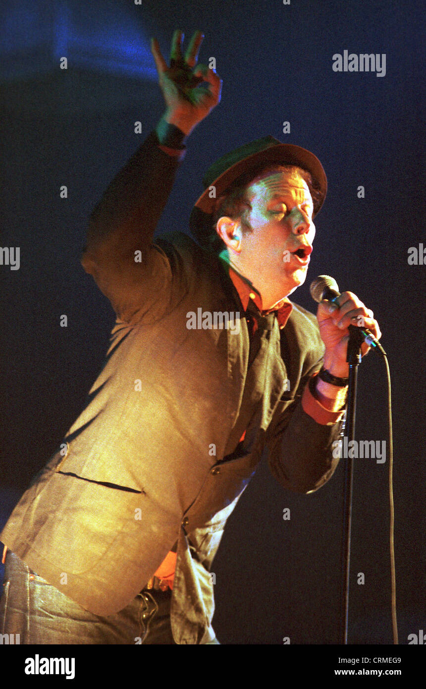 Tom waits hi-res stock photography and images - Alamy