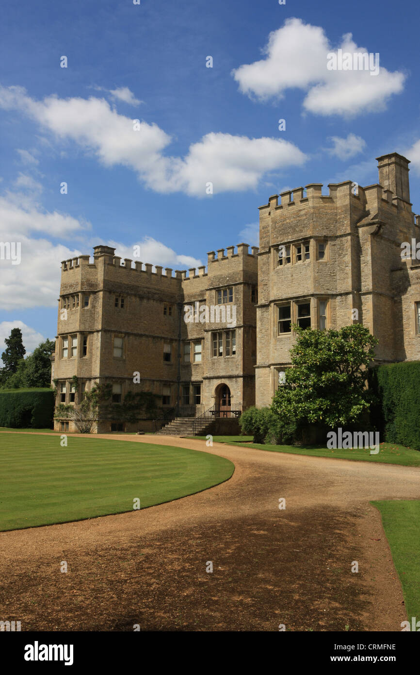 Rousham gardens hi-res stock photography and images - Alamy