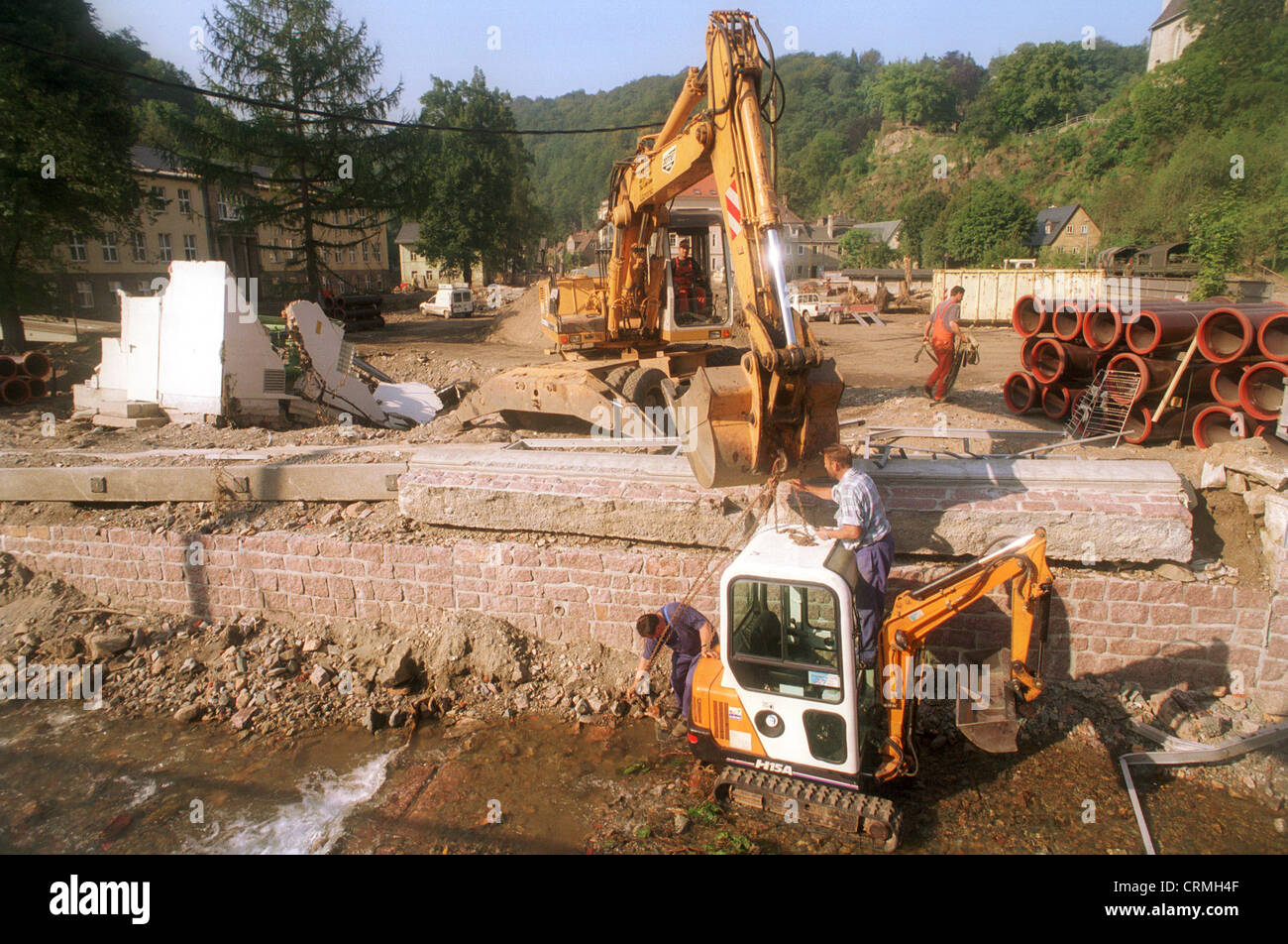 Restoring infrastructure after the flood in Saxony Stock Photo - Alamy