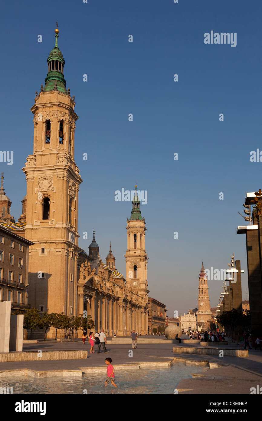 Pilar hi-res stock photography and images - Alamy