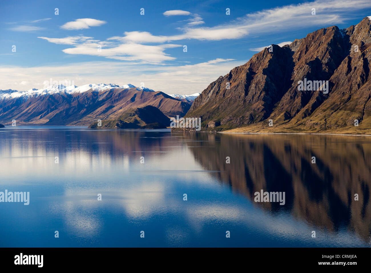 Lake Hawea, South Island of New Zealand Stock Photo - Alamy