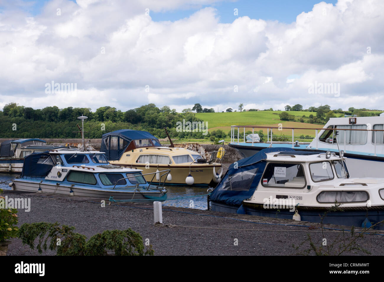 Sharpness docks hi-res stock photography and images - Alamy
