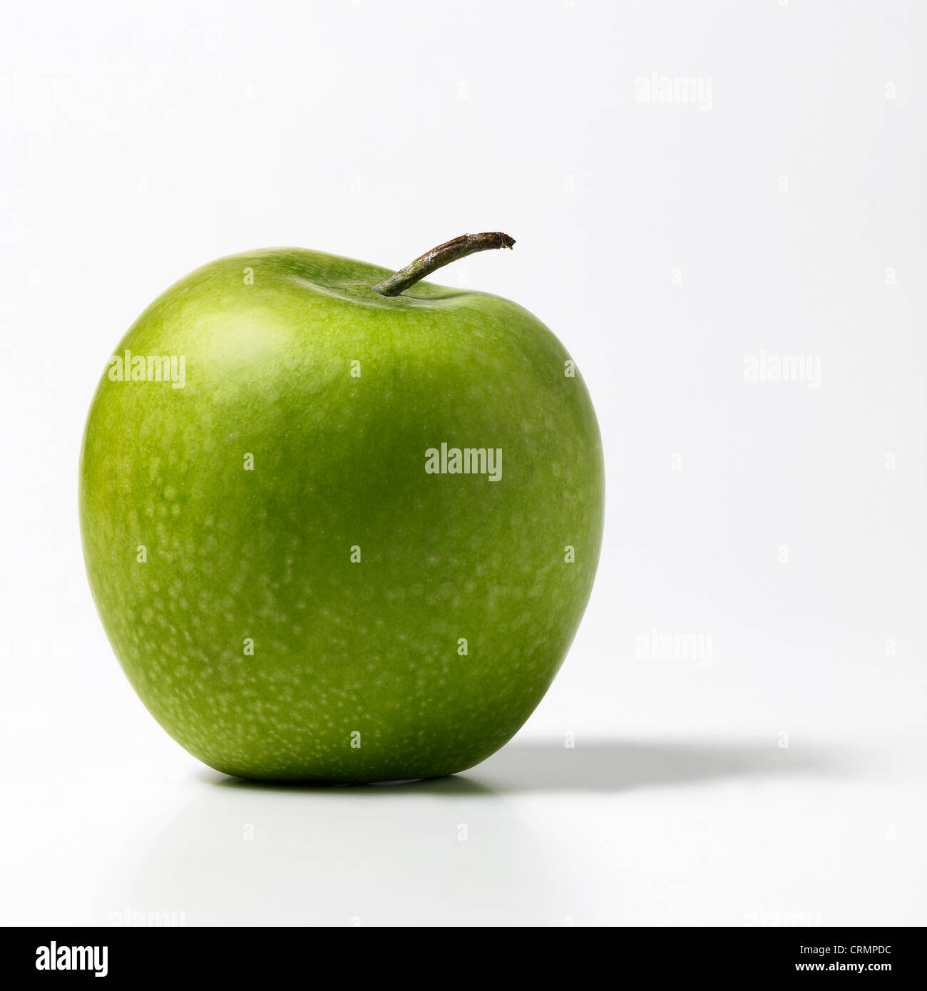 A green apple Stock Photo - Alamy