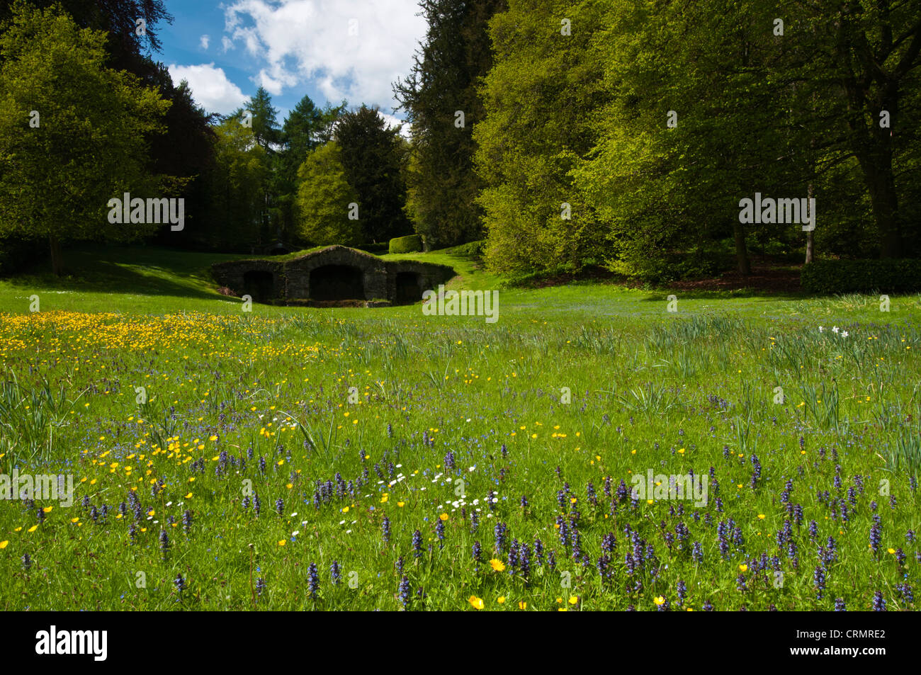 William kent cascades at rousham hi-res stock photography and images ...