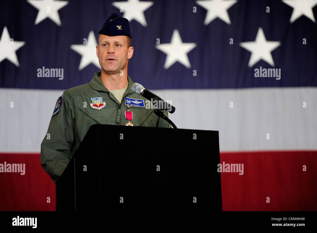 Outgoing 20th operations group commander hi-res stock photography and ...