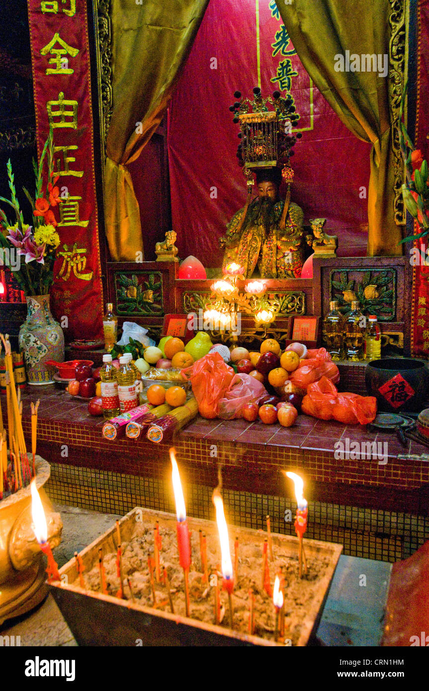 Buddhist alter and shrine in temple in Hong Kong China Stock Photo - Alamy