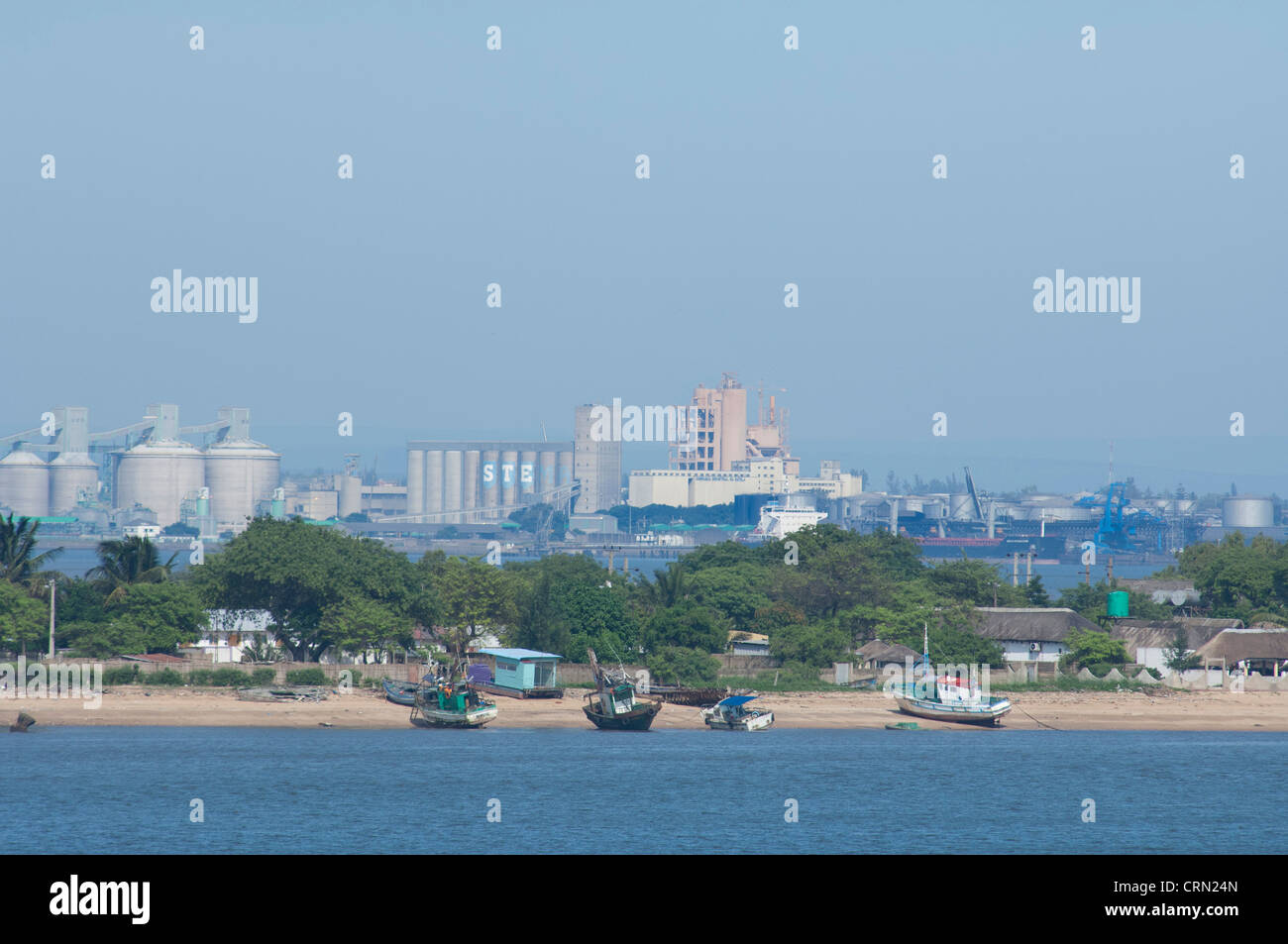 Africa mozambique maputo maputo port hi-res stock photography and ...