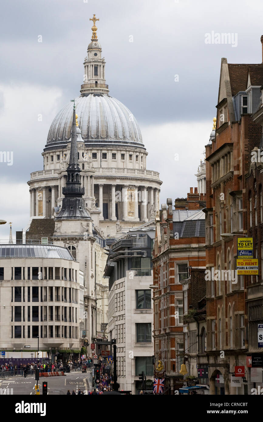 Englands famous landmarks hi-res stock photography and images - Alamy