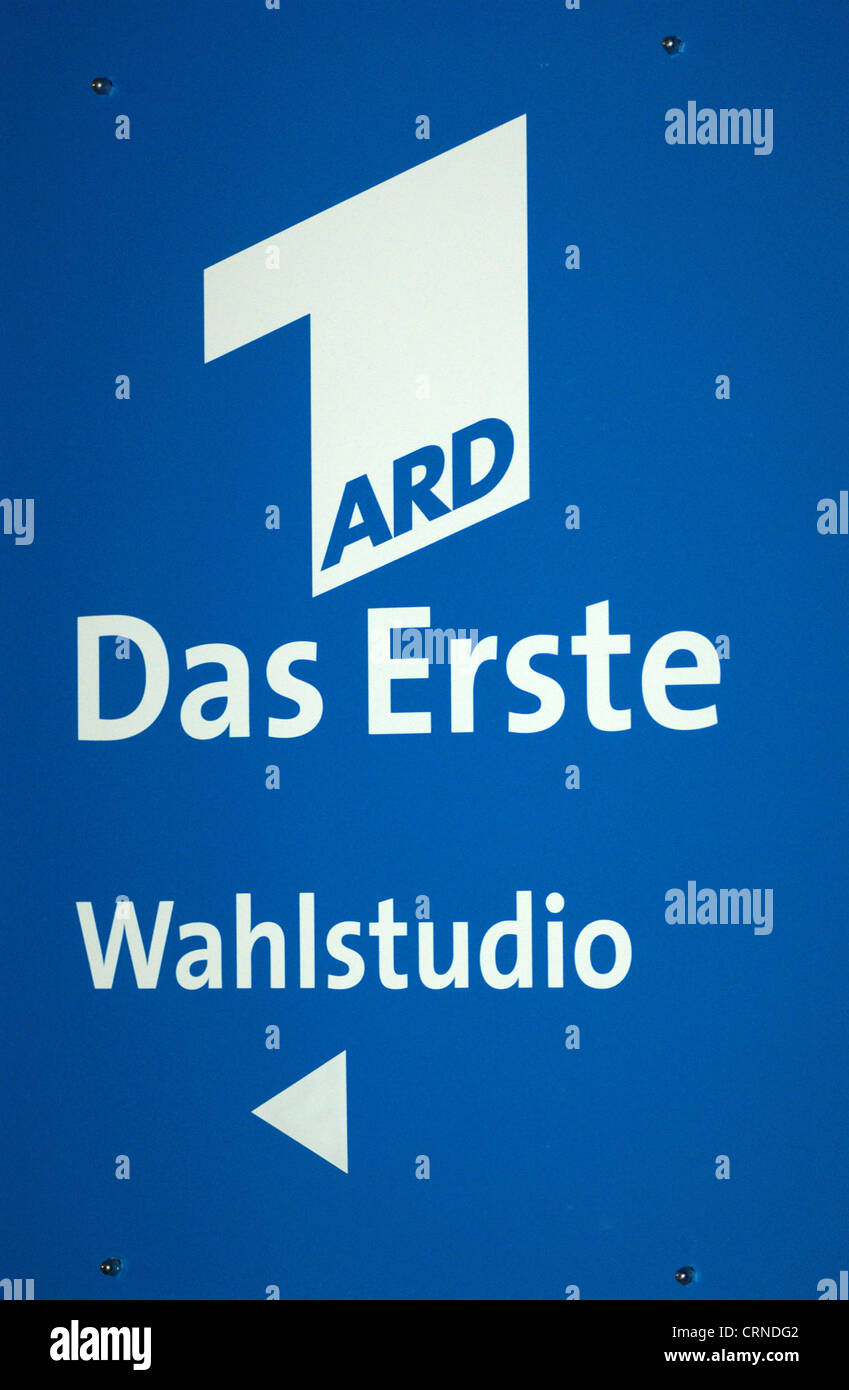 Ard tv studio hi-res stock photography and images - Alamy