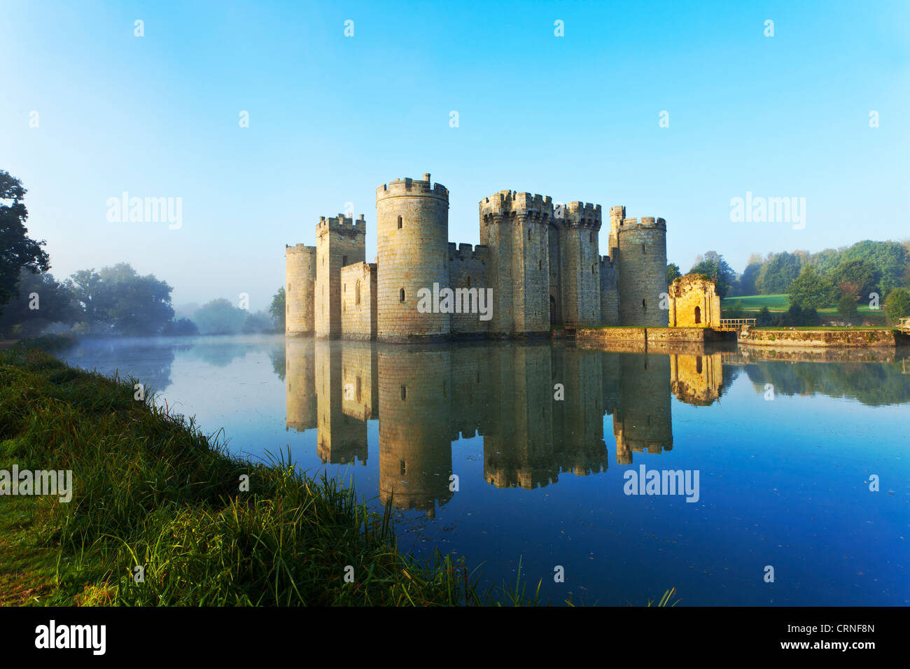 Example castle hi-res stock photography and images - Alamy