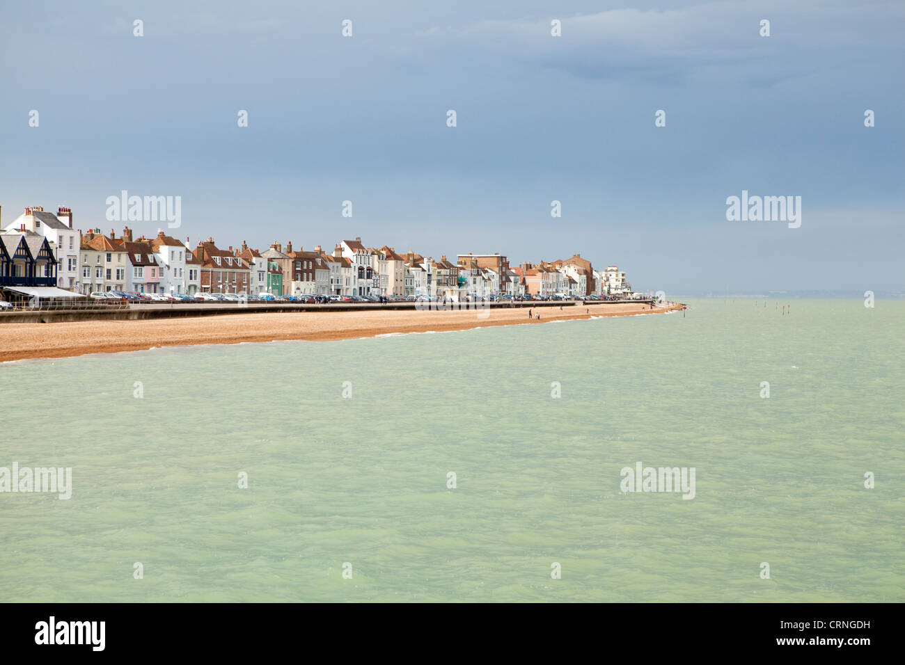 Deal seafront kent hi-res stock photography and images - Alamy