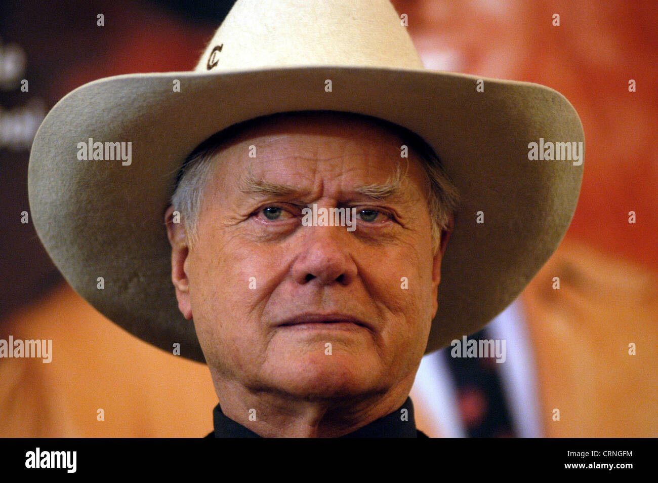 Actor larry hagman hi-res stock photography and images - Alamy