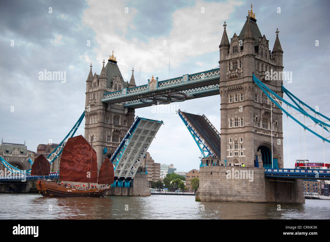 Open Tower Bridge with a traditional Chinese junk Huan Tian sailing ...