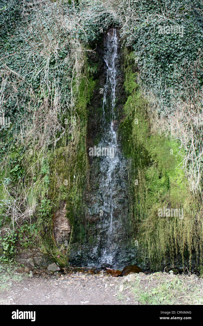 Water gravity hi-res stock photography and images - Alamy