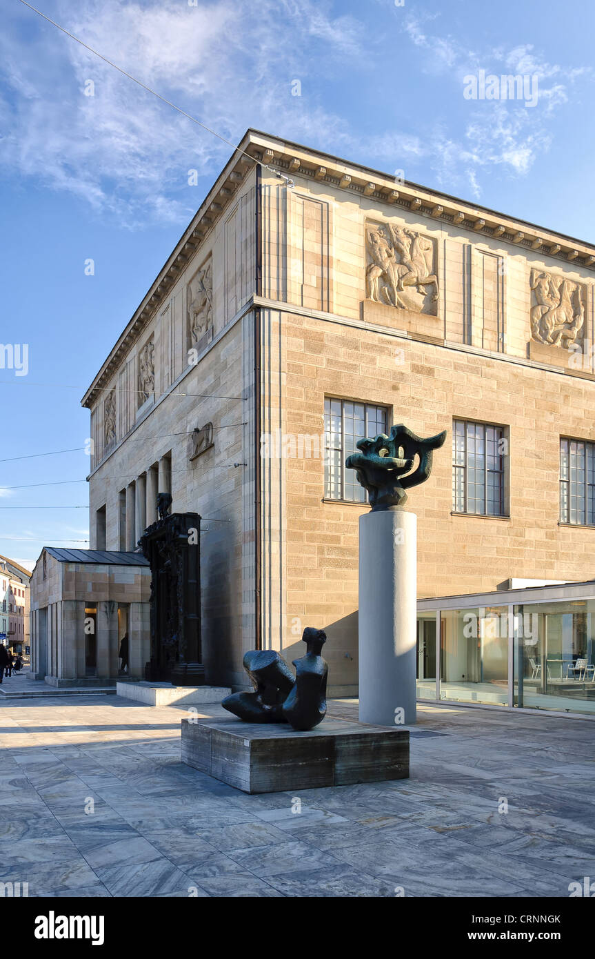 Kunsthaus zurich museum art hi-res stock photography and images - Alamy Kunsthaus zurich museum art hi-res stock photography and images - Alamy