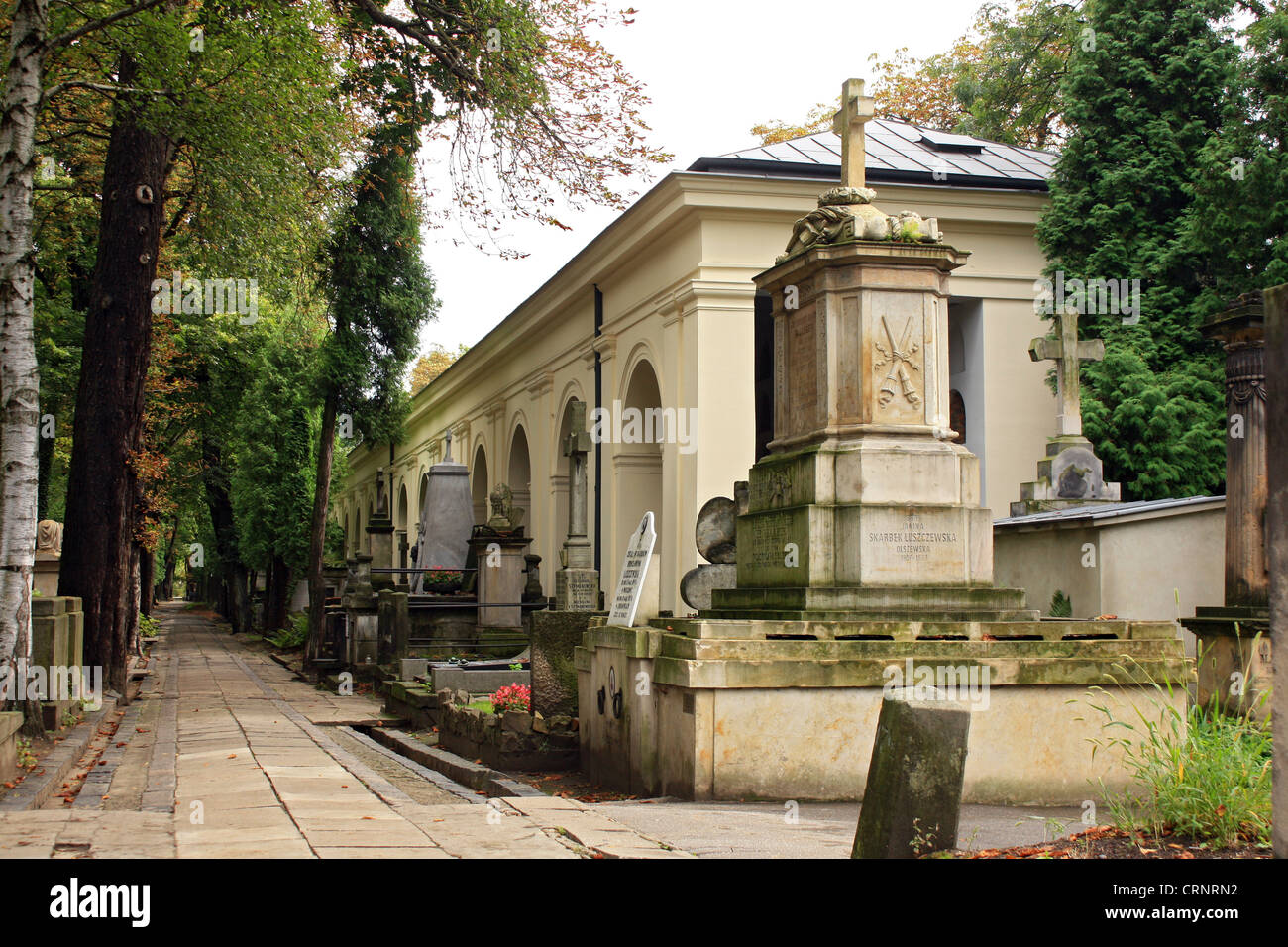 Warsaw cemetery hi-res stock photography and images - Alamy