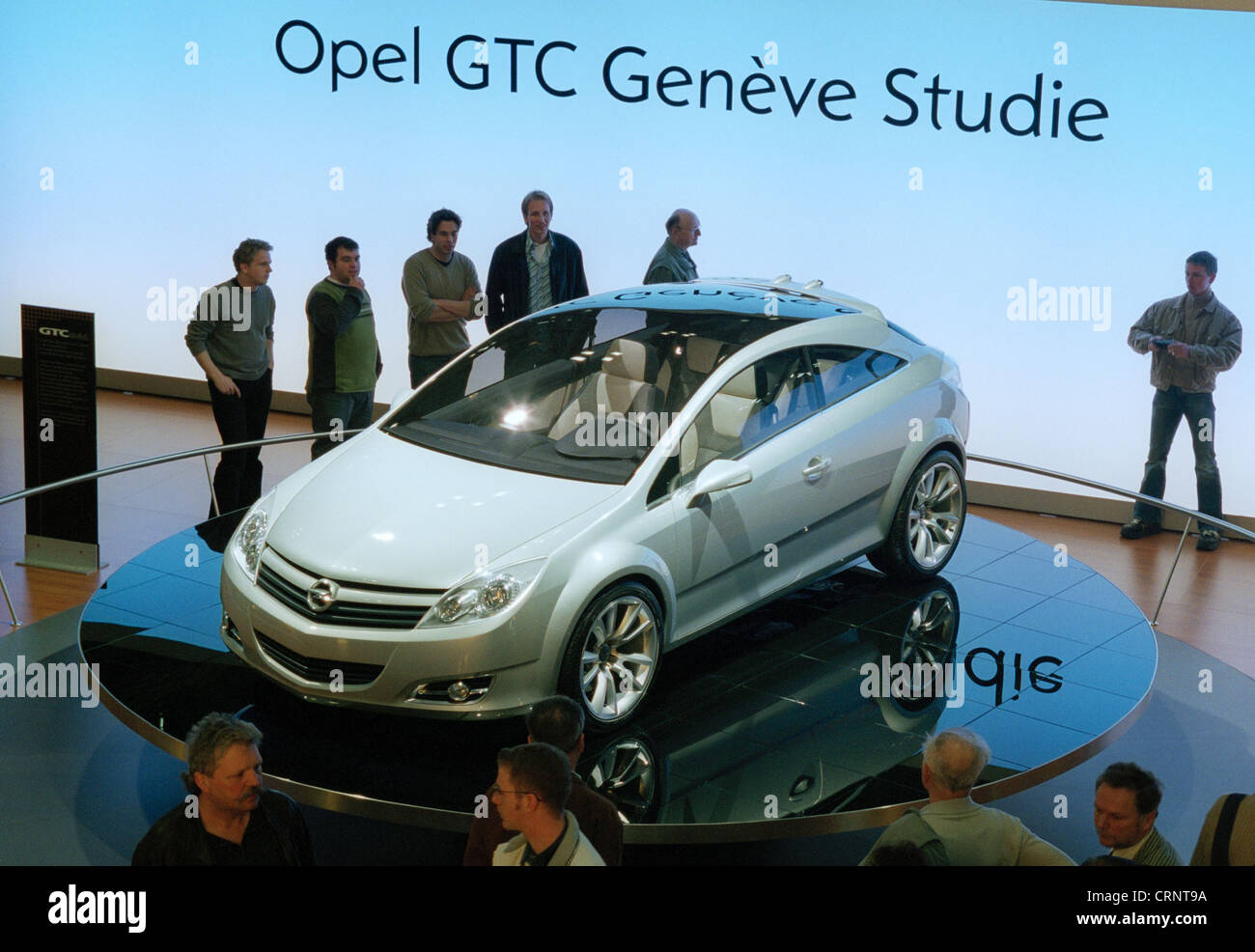 The motor show hi-res stock photography and images - Alamy