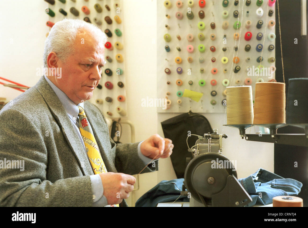 Tailor master hi-res stock photography and images - Alamy