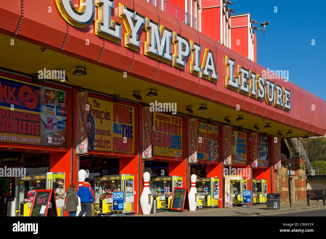 An amusement arcade on the Scarborough seafront Stock Photo - Alamy