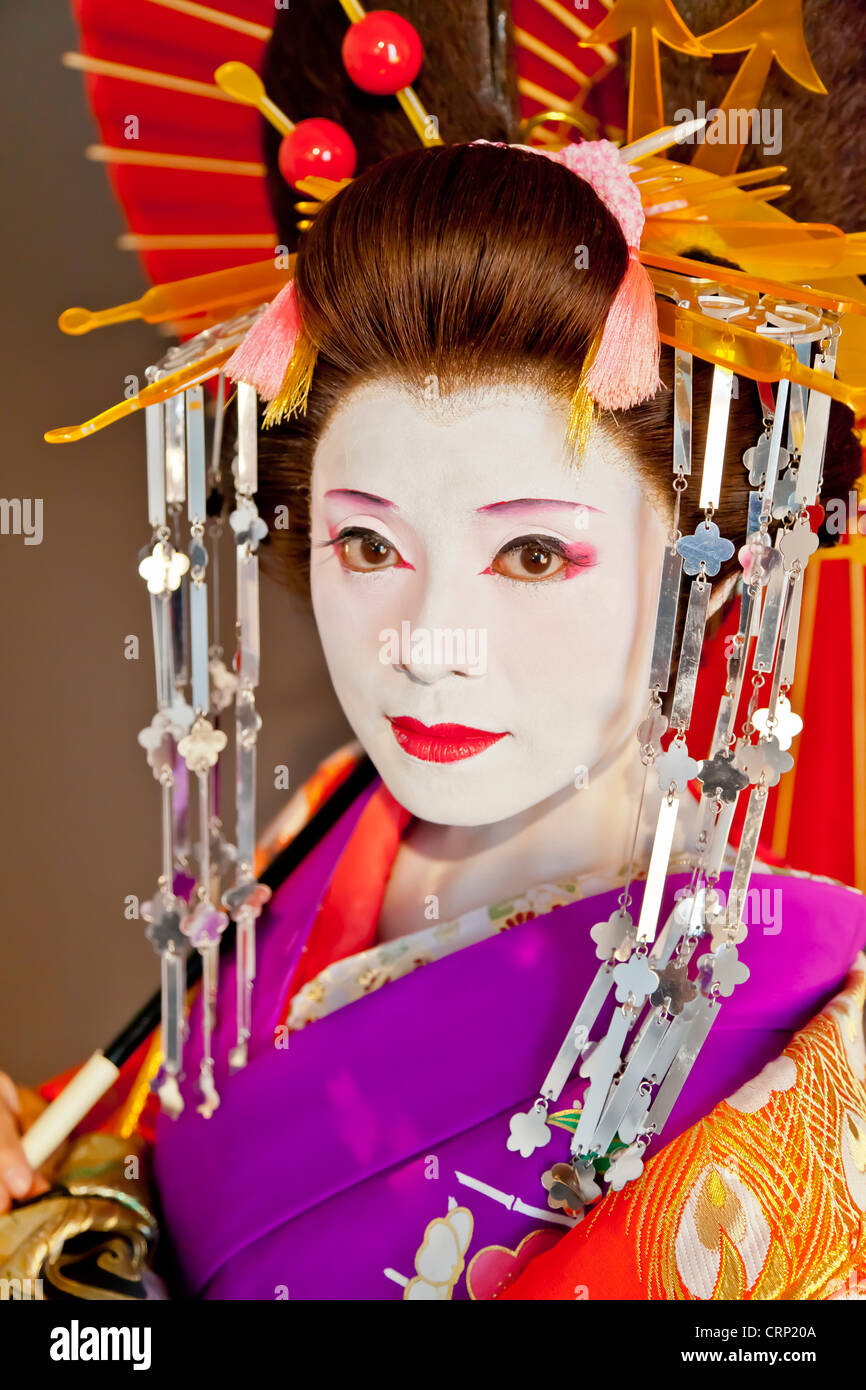 geisha portrait Stock Photo - Alamy