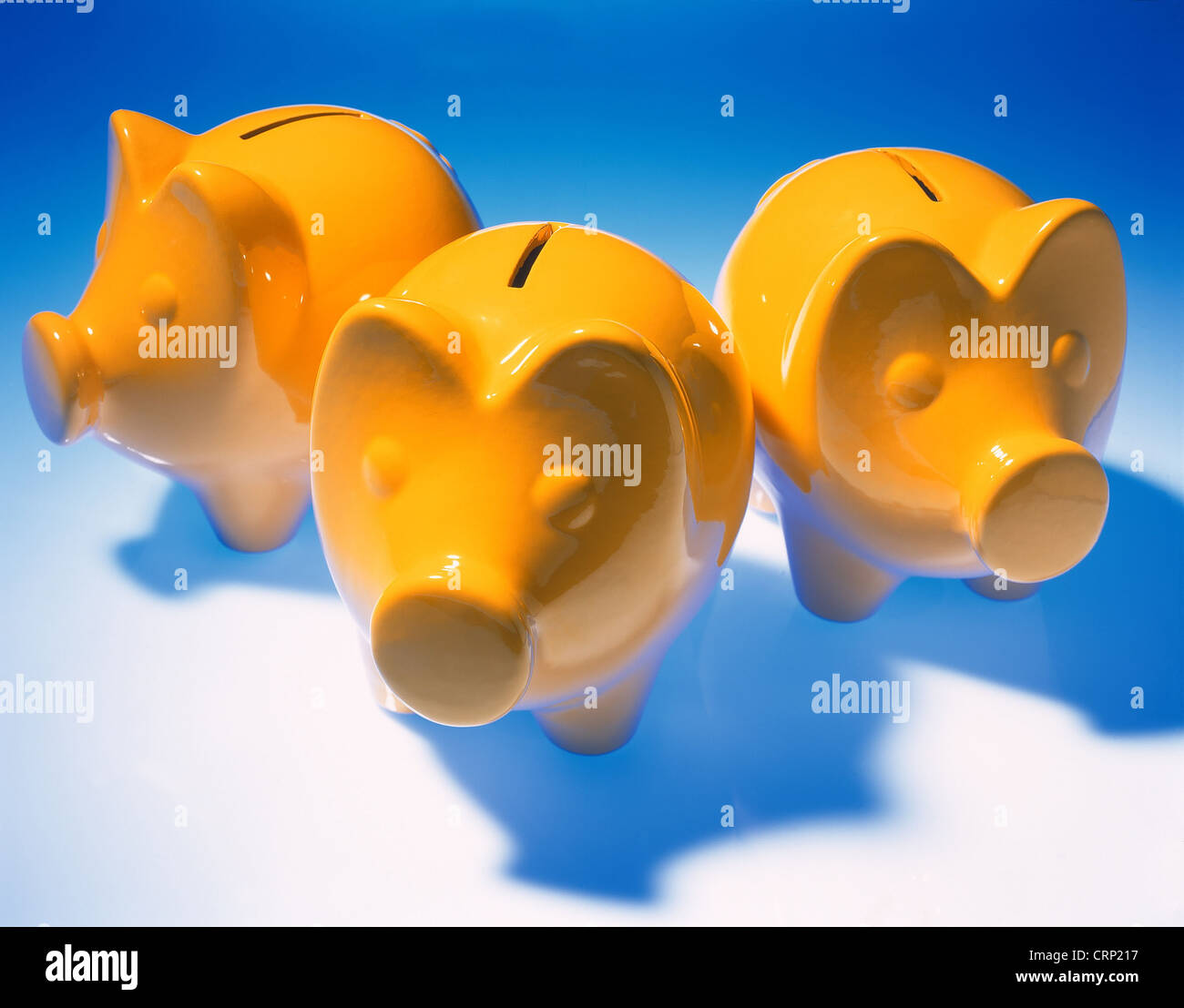 yellow piggy banks Stock Photo - Alamy