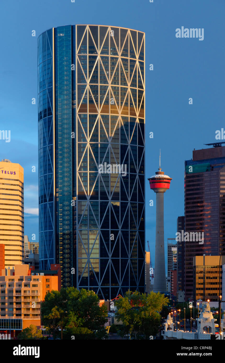 Calgary skyline hi-res stock photography and images - Alamy