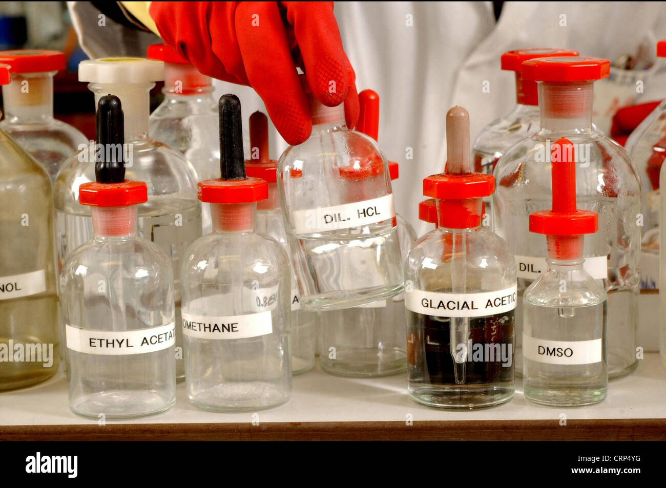 Red chemistry hi-res stock photography and images - Alamy