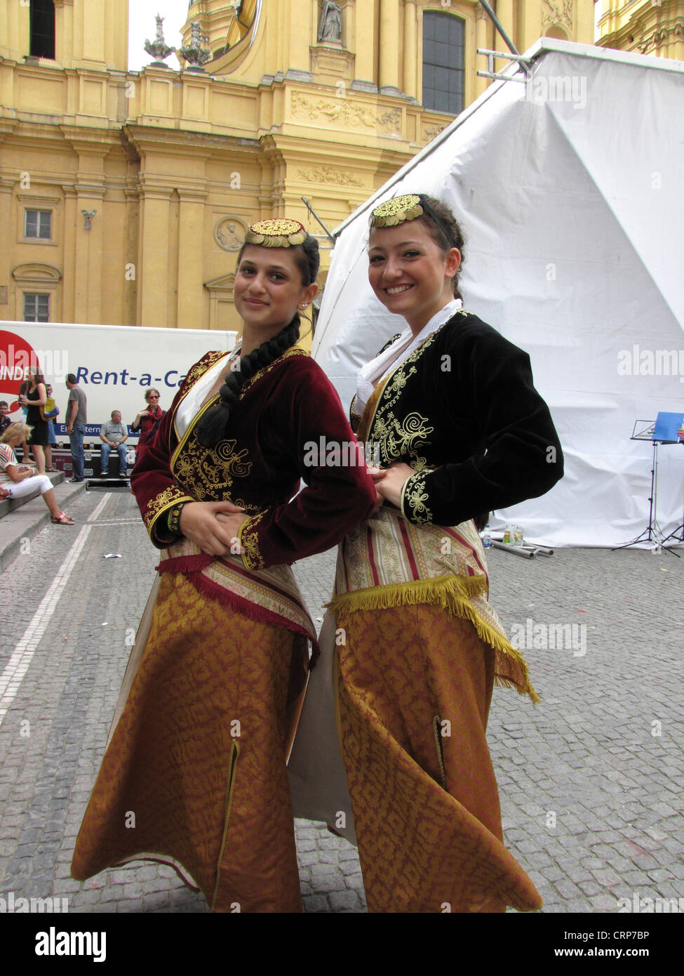 Greek folk Dance performance Stock Photo - Alamy