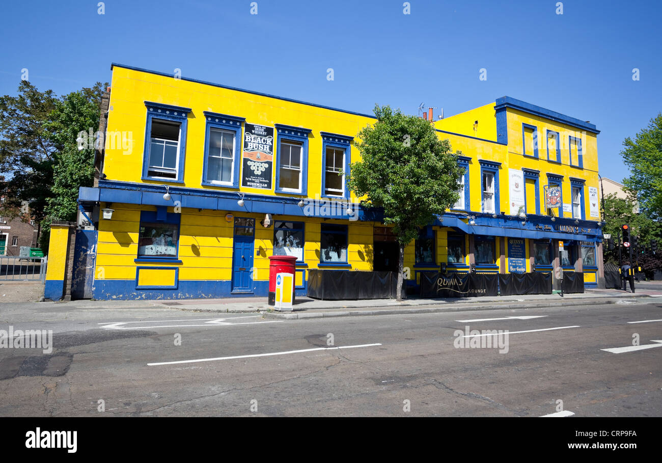 Pub Exterior High Resolution Stock Photography and Images - Alamy