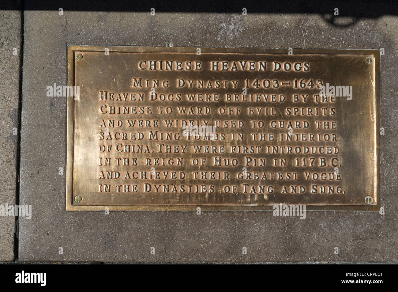 Chinese heaven dogs plaque outside grauman's chinese theater Stock ...