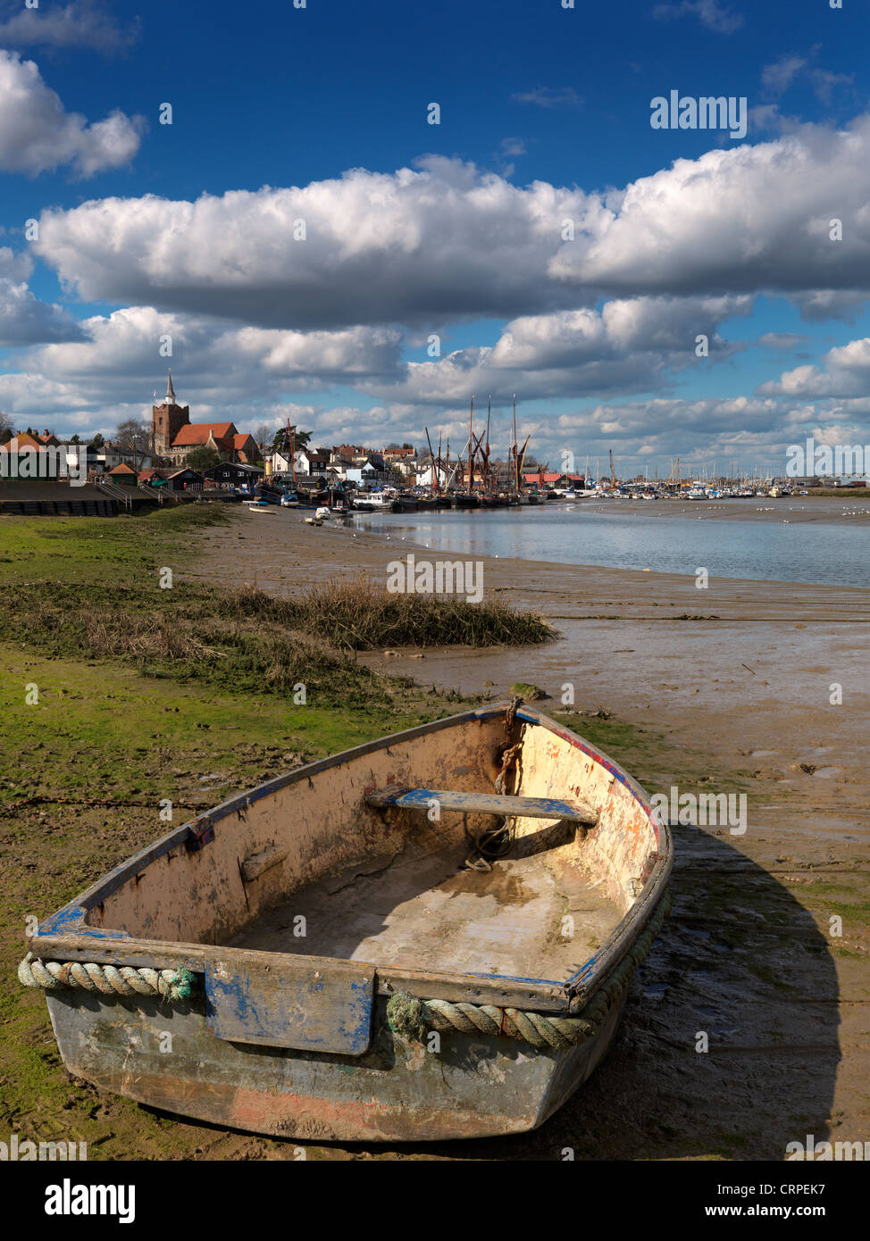 Blackwater river essex boat hi-res stock photography and images - Alamy