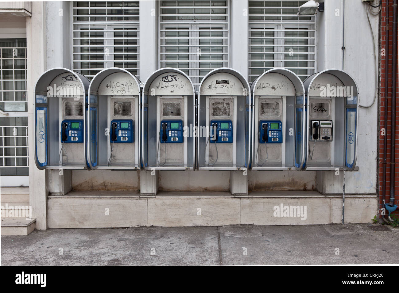 Telephone booth on street in hi-res stock photography and images - Alamy