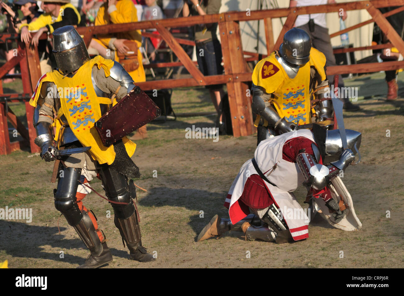 Knights kneeling hi-res stock photography and images - Alamy
