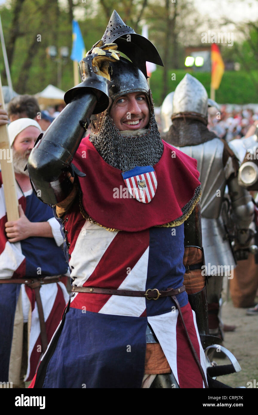 American knight armor historic hi-res stock photography and images - Alamy