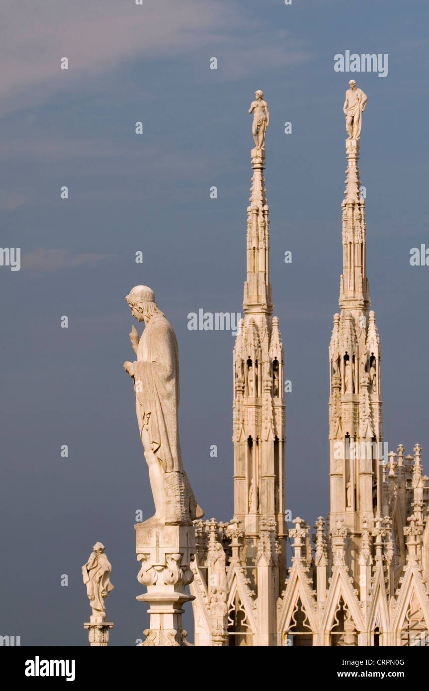 Spires statues on duomo milan hi-res stock photography and images - Alamy