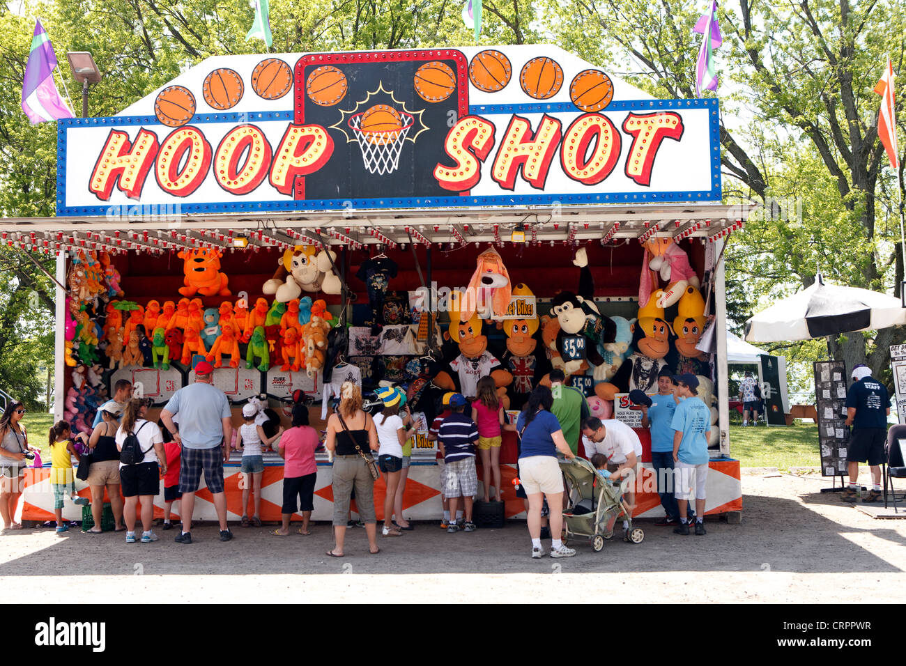 Hoop Shot fair stall Canada, Ontario Stock Photo - Alamy