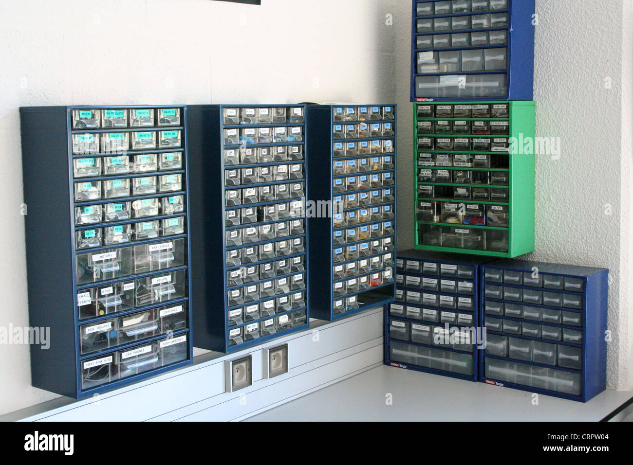 Physics science equipment laboratory hi-res stock photography and ...