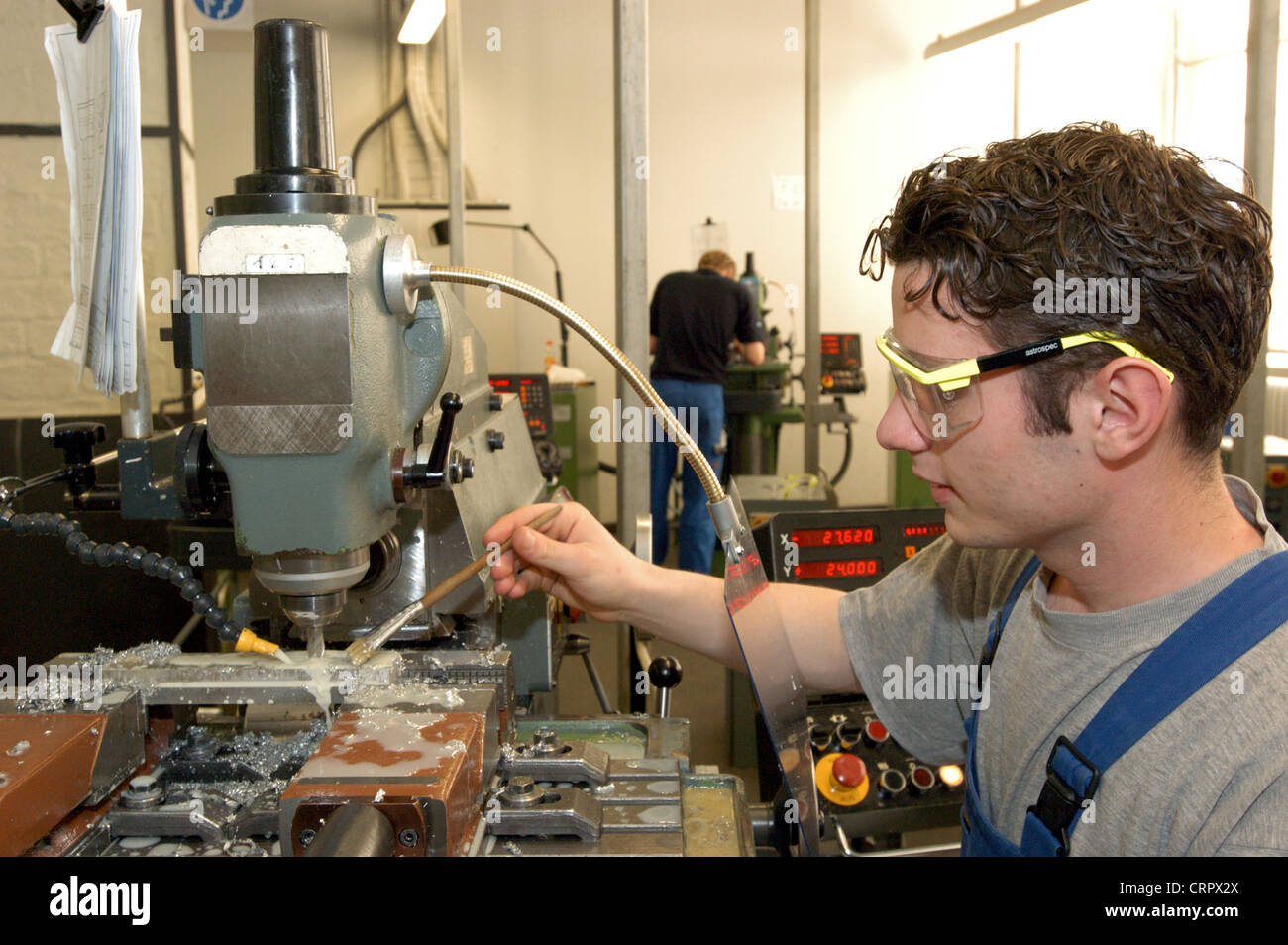 Training in mechatronics at Siemens Stock Photo - Alamy